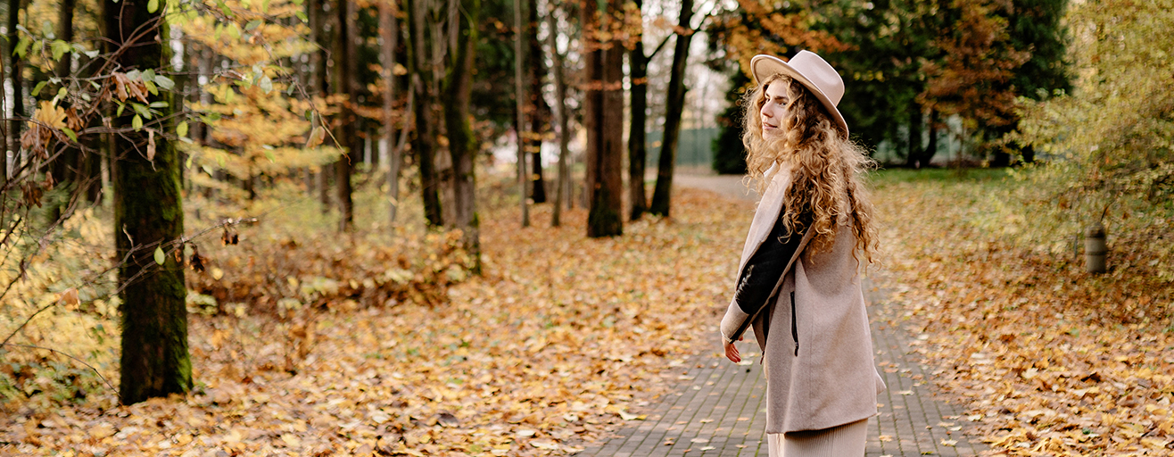 Conheça 5 tendências atemporais para um look outono - Blog Vivara